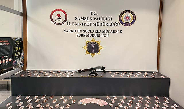 Samsun'da uyuşturucuya geçit yok! 3 gözaltı - SAMSUN HABER - Gazete Gerçek Samsun'da uyuşturucuya geçit yok! 3 gözaltı - SAMSUN HABER - Gazete Gerçek